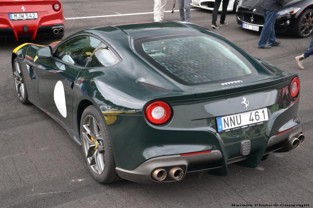 Ferrari F12 Spotted with Historic Racing Livery