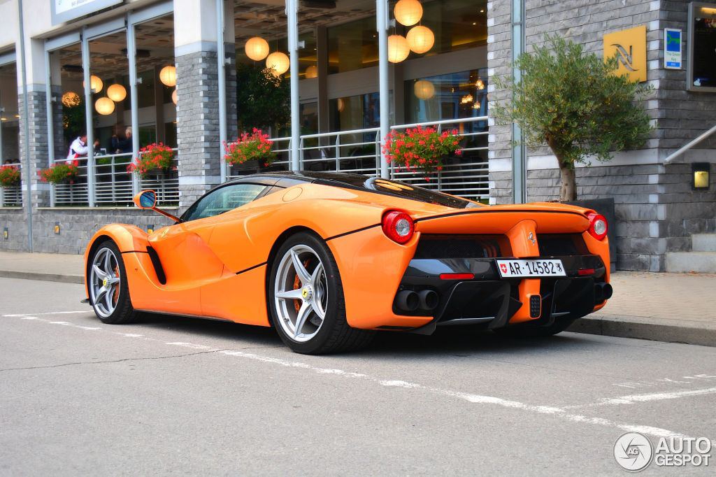 Ferrari Laferrari Orange